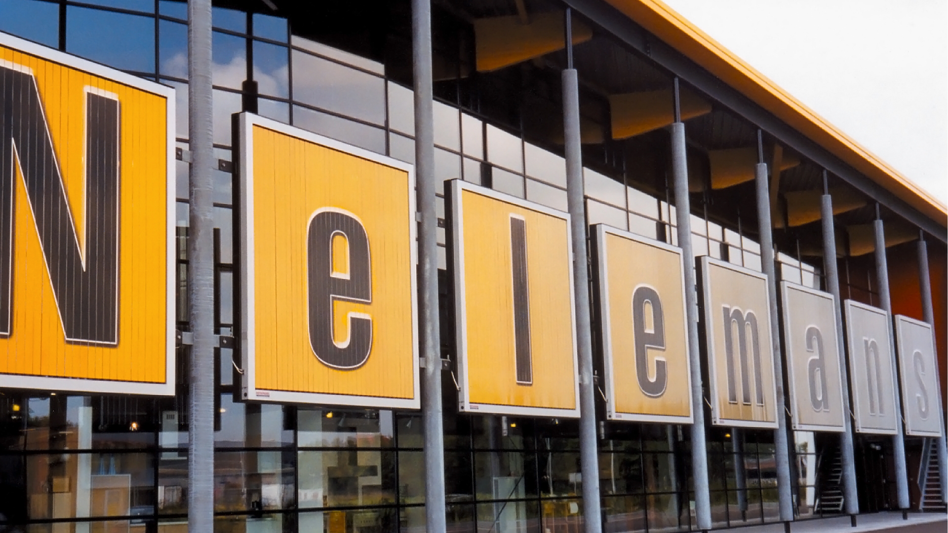 Trivision signs for advertising | Rotapanel